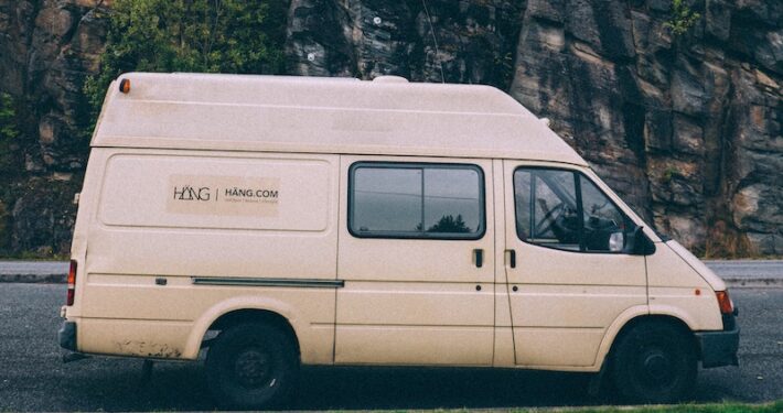 Splitter Van Hire in Europe – Chuckwalla Touring LTD